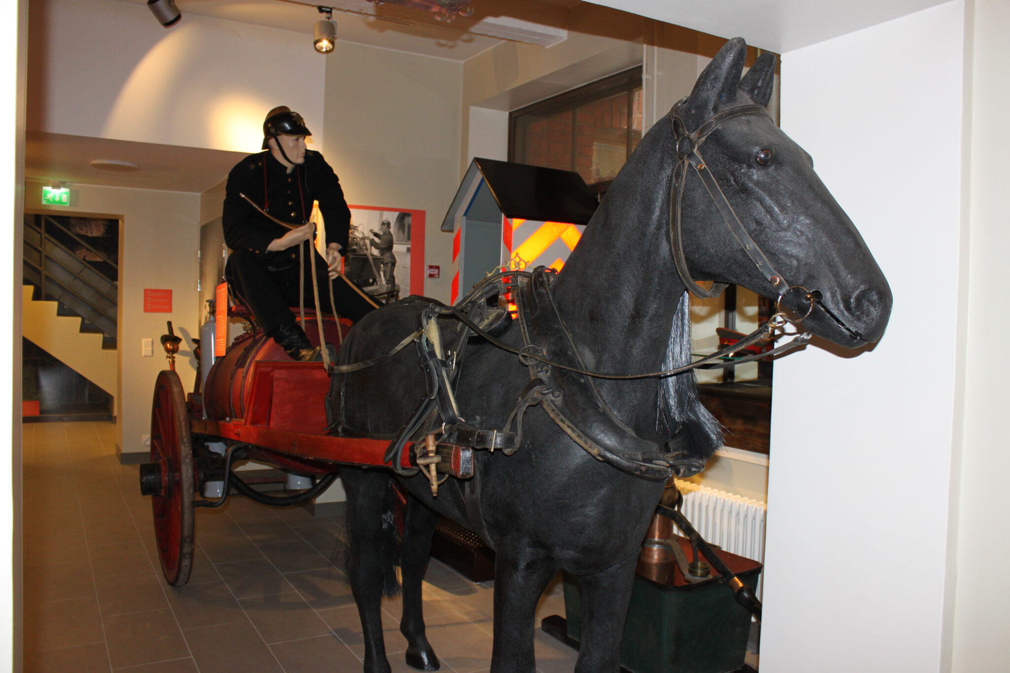 Helsingin pelastuslaitoksen palomuseo - Erottajan pelastusasema - MyHelsinki